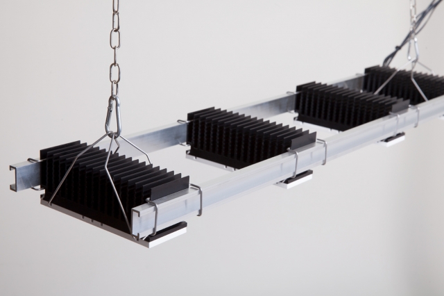 10x Sanlight M30 LED Modul im Set mit Schiene, Aufhängung, K - LED Grow ...